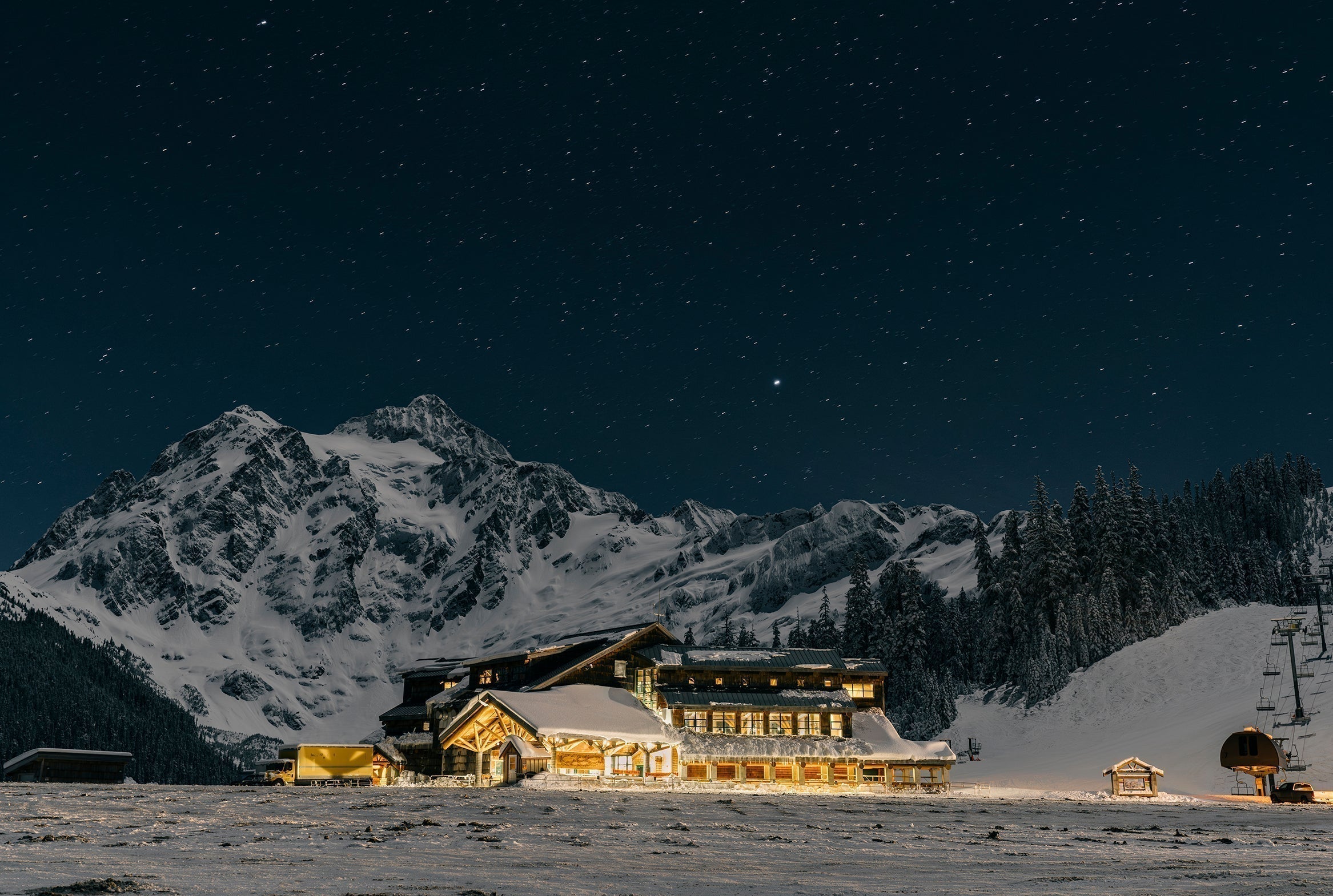 The Ultimate Cold-Weather Camping Test: FlipSide Heated Bed Cover vs ...